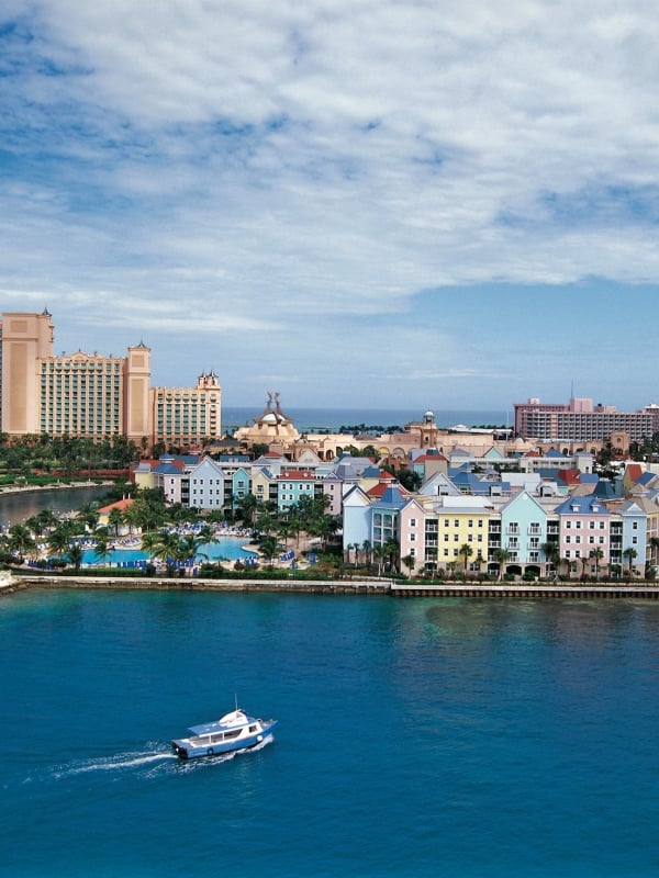 Harborside Resort at Atlantis Paradise Island, Bahamas♌️ Aventure-se em ... Harborside Resort at Atlantis Paradise Island, Bahamas♌️ Aventure-se em ...